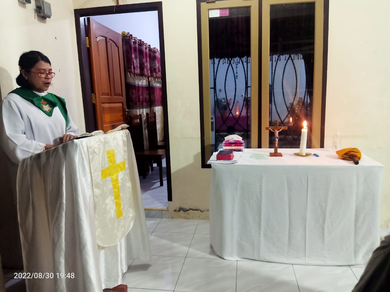 WR St Gregorius Agung Laksanakan Ibadah dan Latihan Koor - Komsos Manado